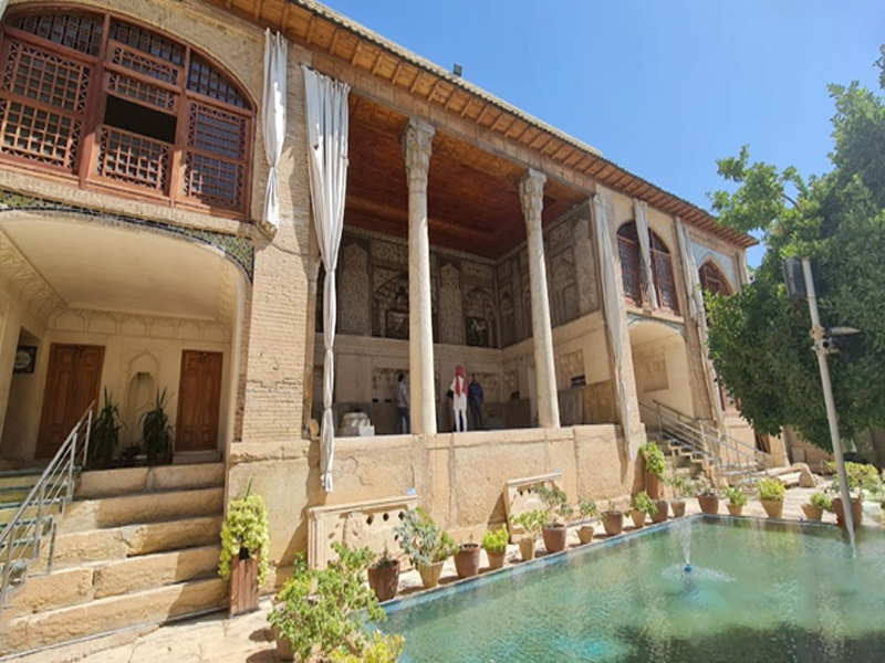 the Haft Tanan Museum Garden