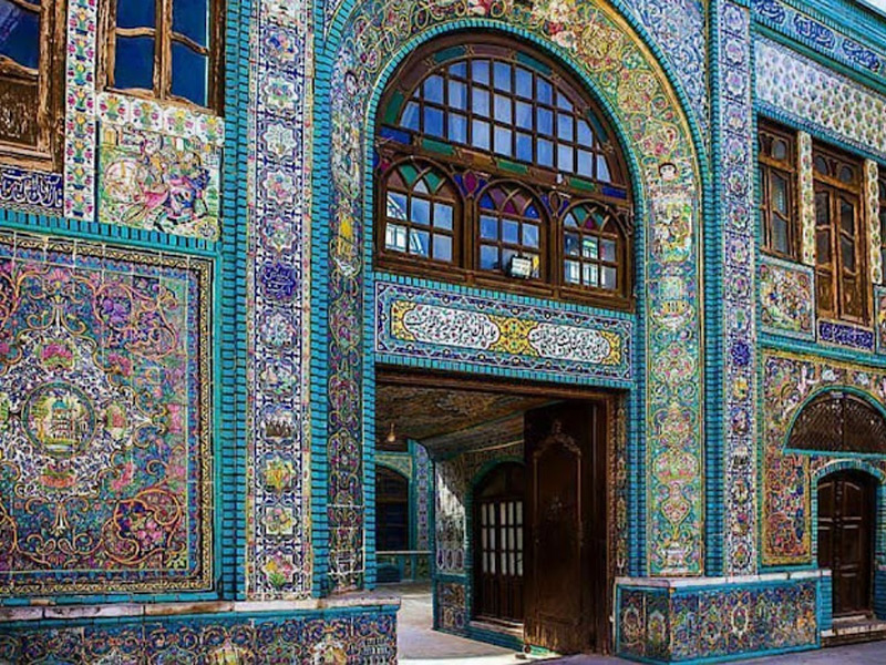 Moaven-Ol-Molk's Mausoleum